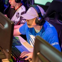 Flixzzer# - Profile - User | Challengermode